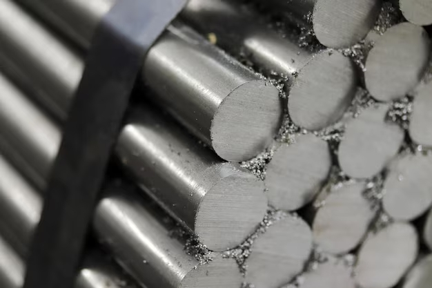 Comparison of stainless steel with other materials - Ukrstarline
